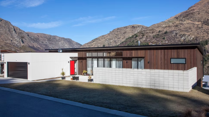 ModBox Queenstown Limited | Family Home – PLACE